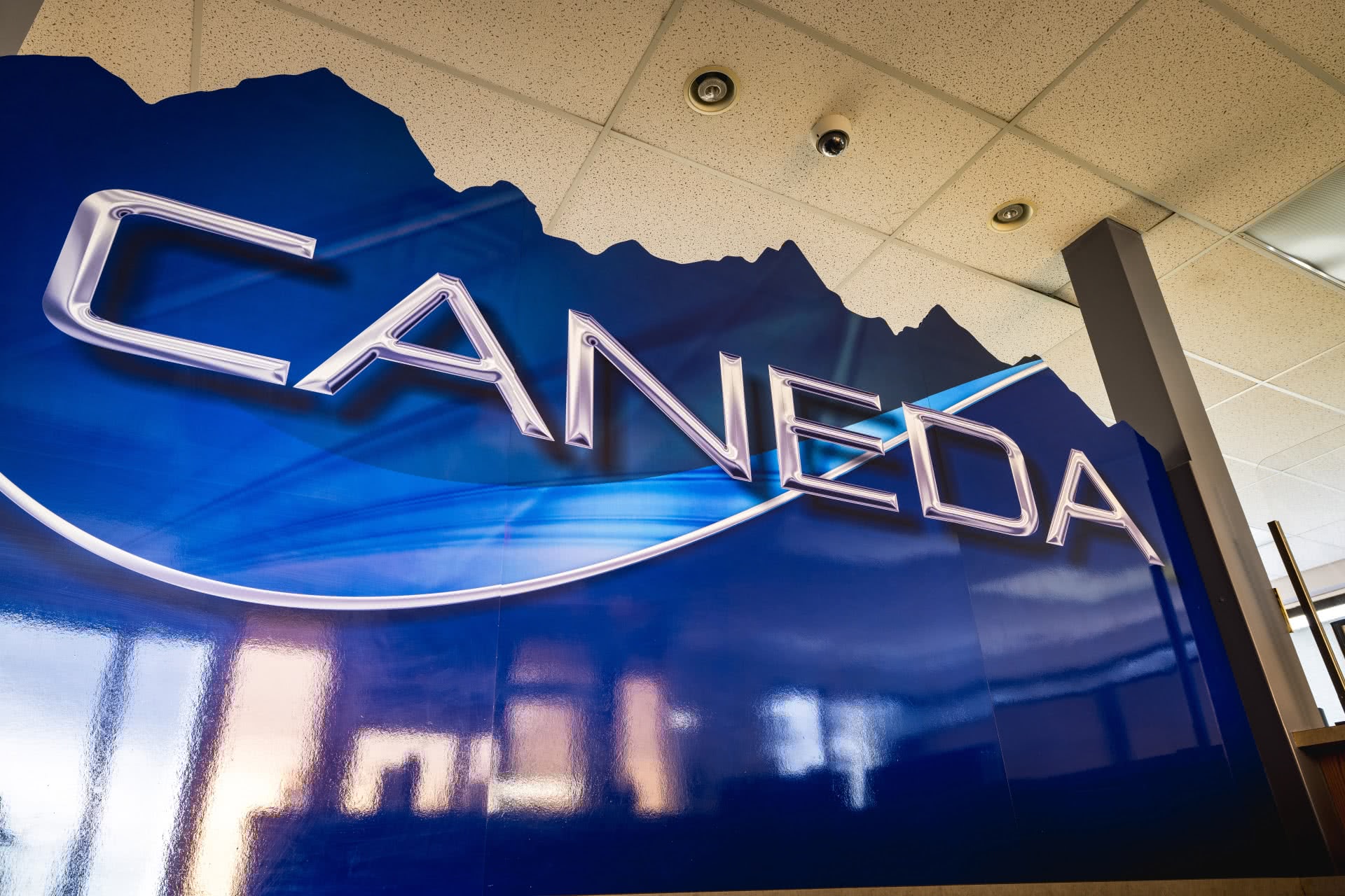 Caneda - Photo Gallery